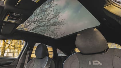 Volkswagen ID.7 Interior Layout & Technology | Top Gear