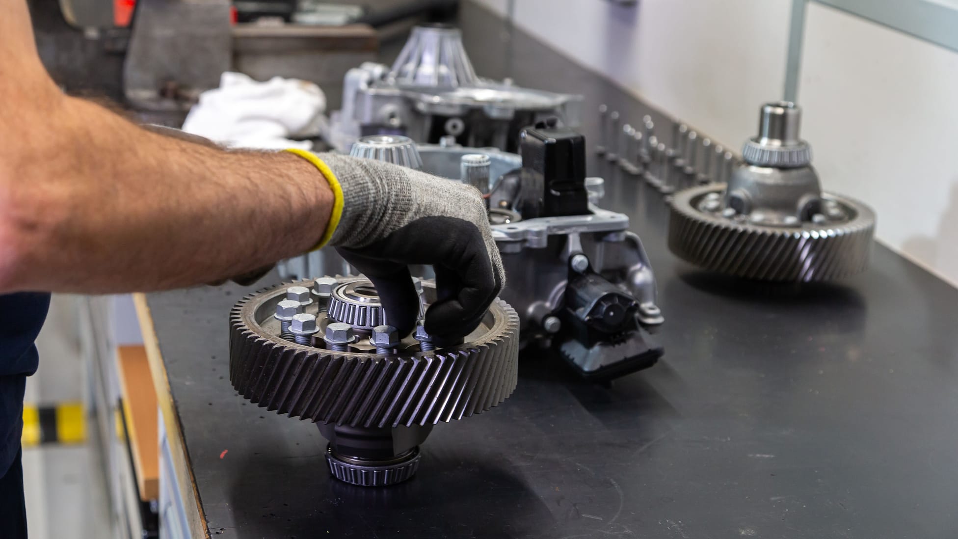 Fantastico! The most powerful factory Abarth ever is on its way with ...