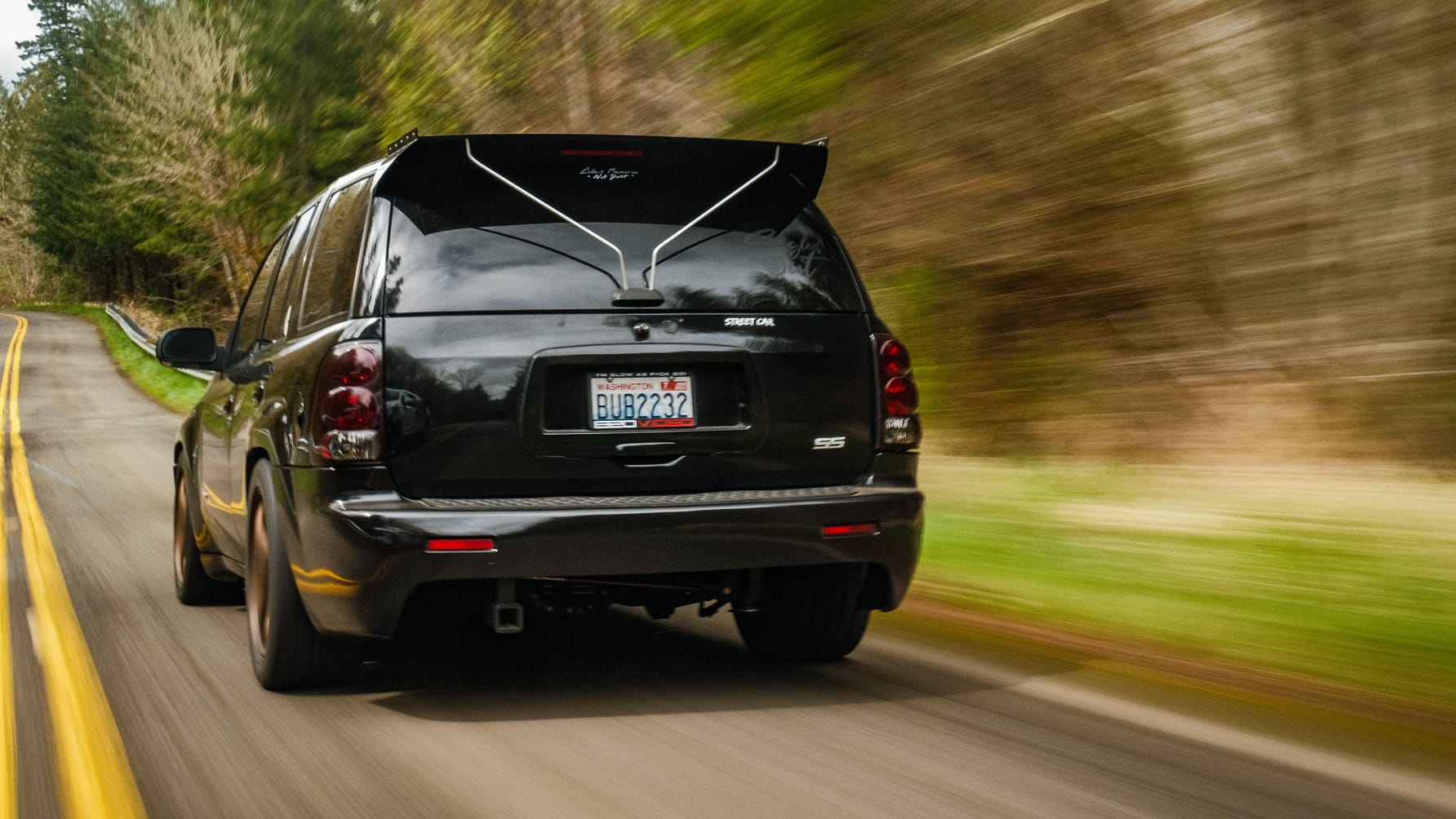Video: this Chevrolet Trailblazer SS is a 1,000hp turbocharged burnout ...