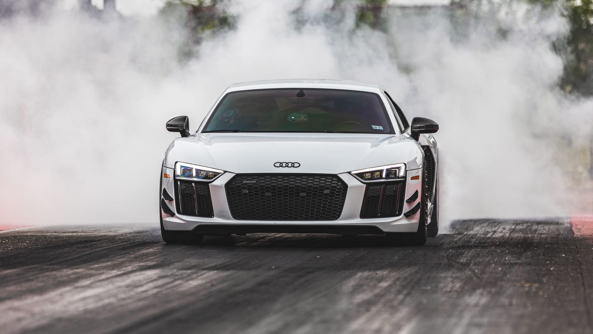 Video: this is a 2,000hp, twin-turbo Audi R8 that'll eat its own axles ...