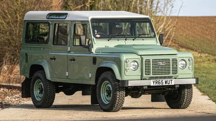 Fancy bidding on Rowan Atkinson’s Land Rover Defender Heritage Edition ...