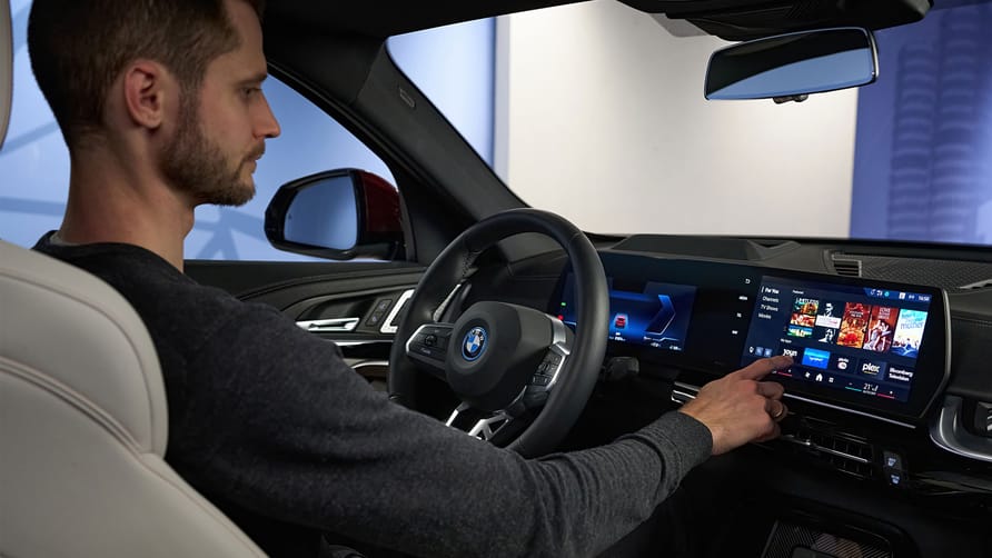 BMW reveals mixed reality driving glasses and ‘teleparking’ at CES 2024 ...