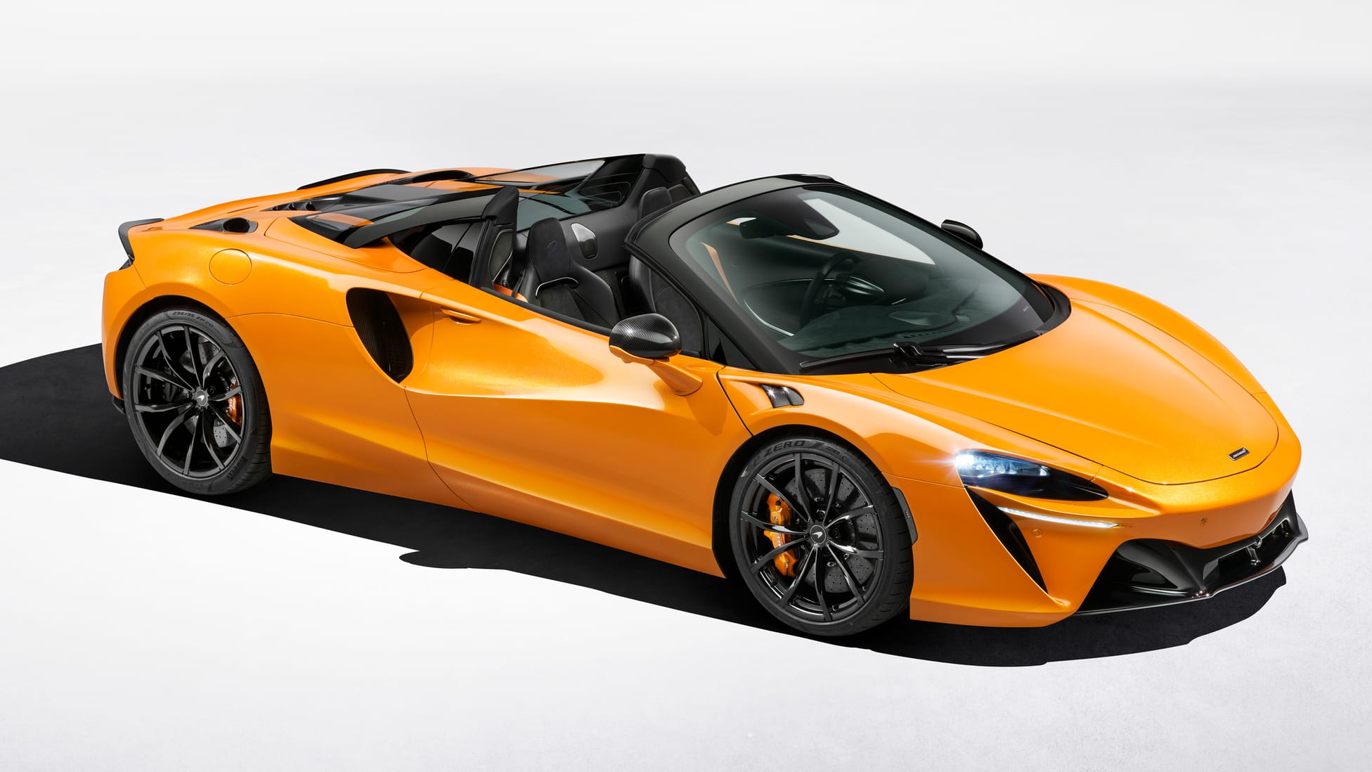 Holy smokes, it’s the McLaren Artura Spider | Top Gear