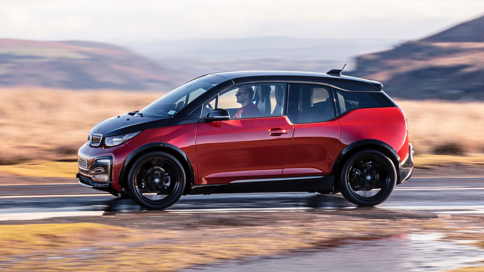 Here are nine electric hot hatches from the past, present and future ...