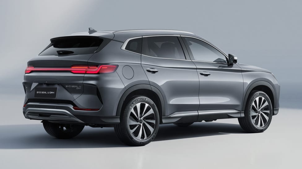 The new BYD Seal U DM-i is a plug-in hybrid ‘utility’ vehicle | Top Gear