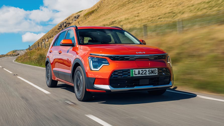 Kia Niro EV Driving, Engines & Performance | Top Gear