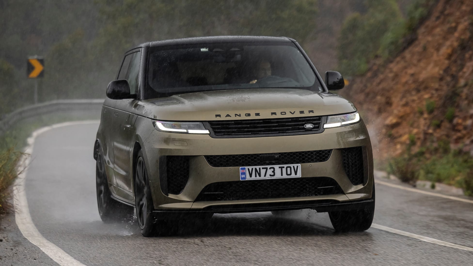 Range Rover Sport SV review: civilised looks, brutish personality ...