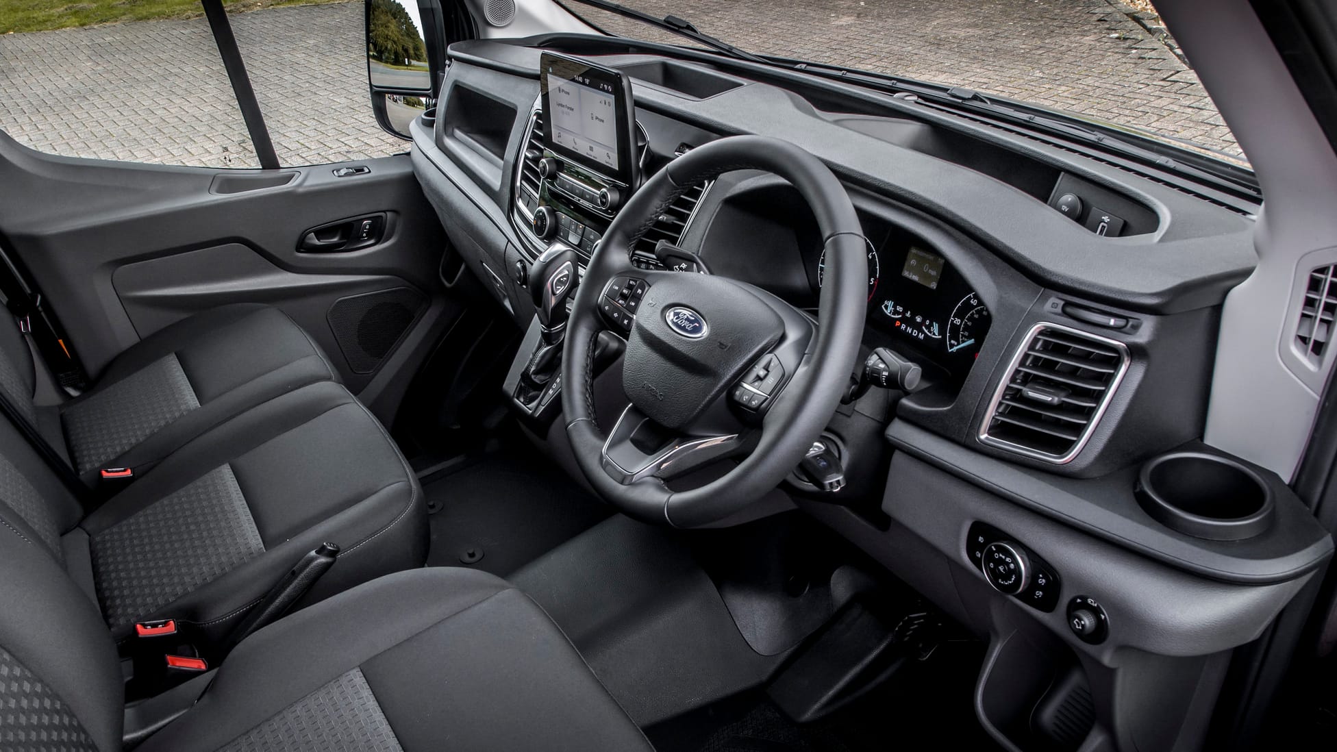 Ford Transit Interior Layout & Technology | Top Gear