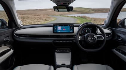 Fiat 600 Interior Layout & Technology | Top Gear