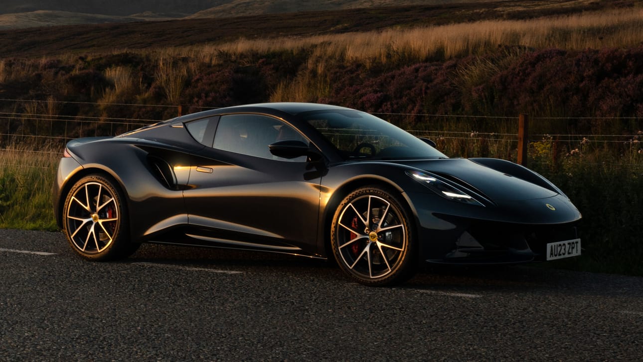 Here are 20 of the best cars with a manual gearbox available in the US ...