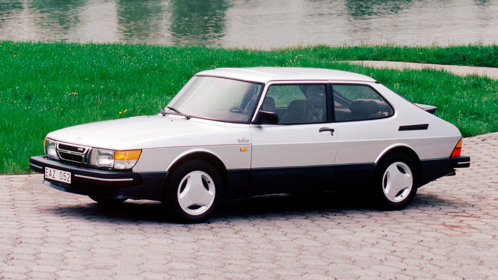Here are nine cars with frankly excellent three-spoke wheels | Top Gear