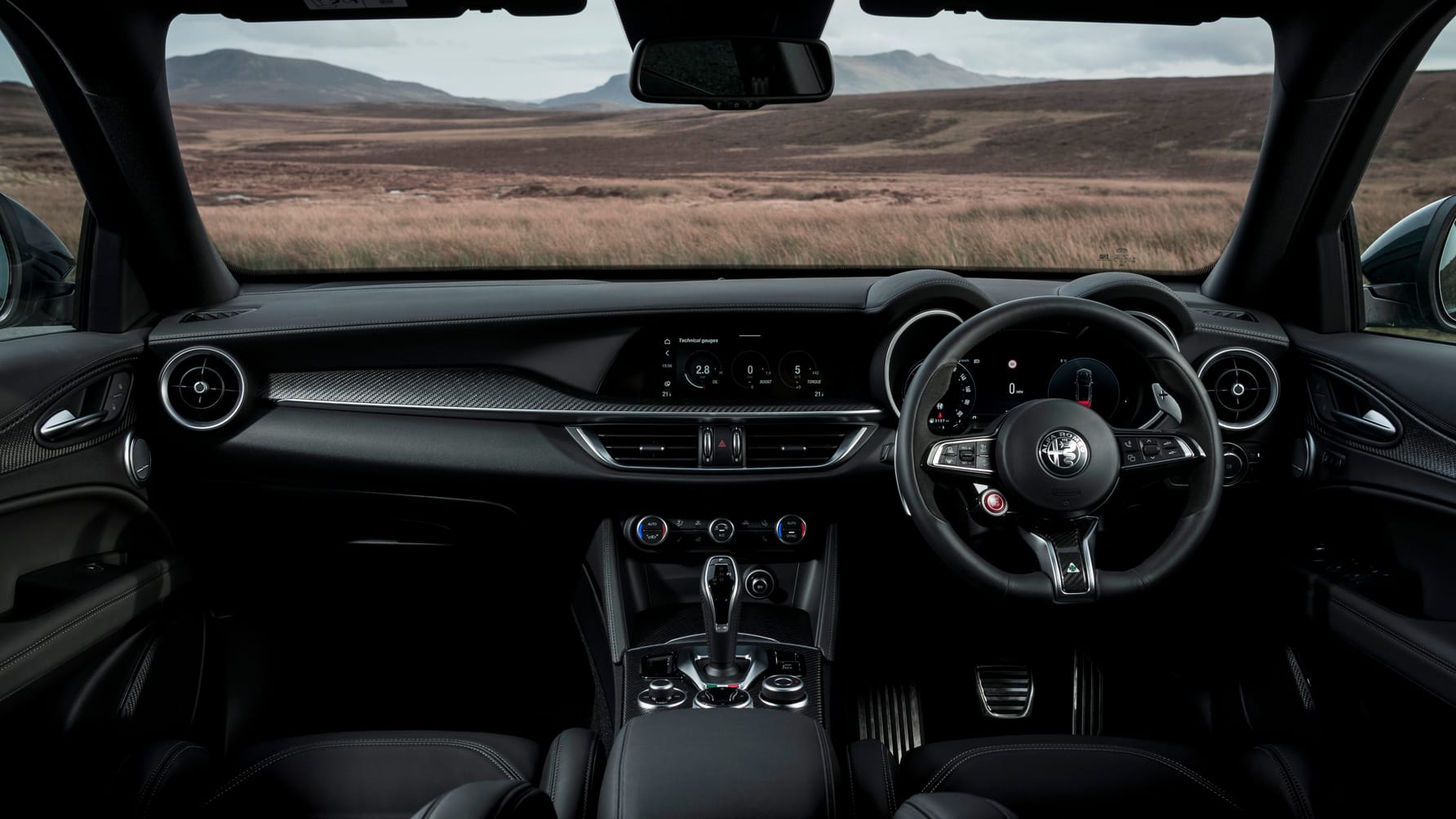 Alfa Romeo Stelvio Quadrifoglio Interior Layout & Technology | Top Gear
