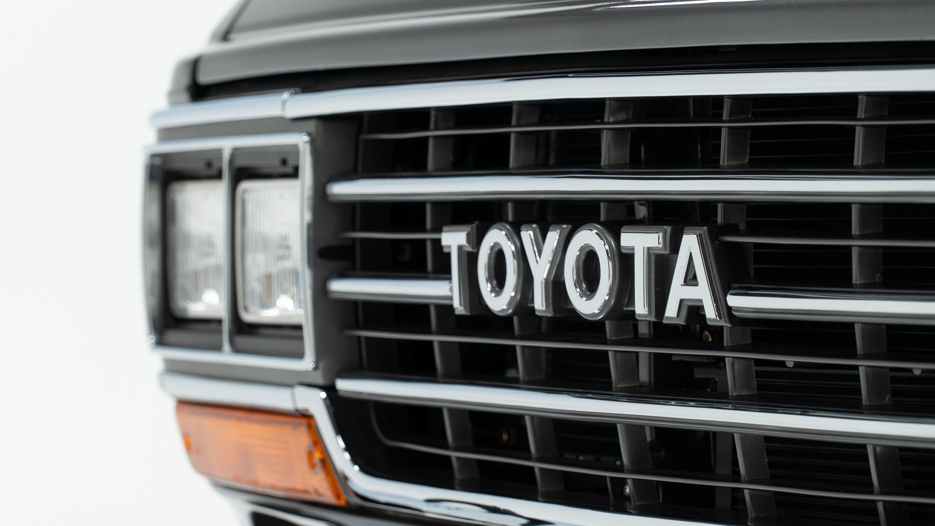 Fj62 Front Bumper This 1988 Land Cruiser's Restoration Was Partly