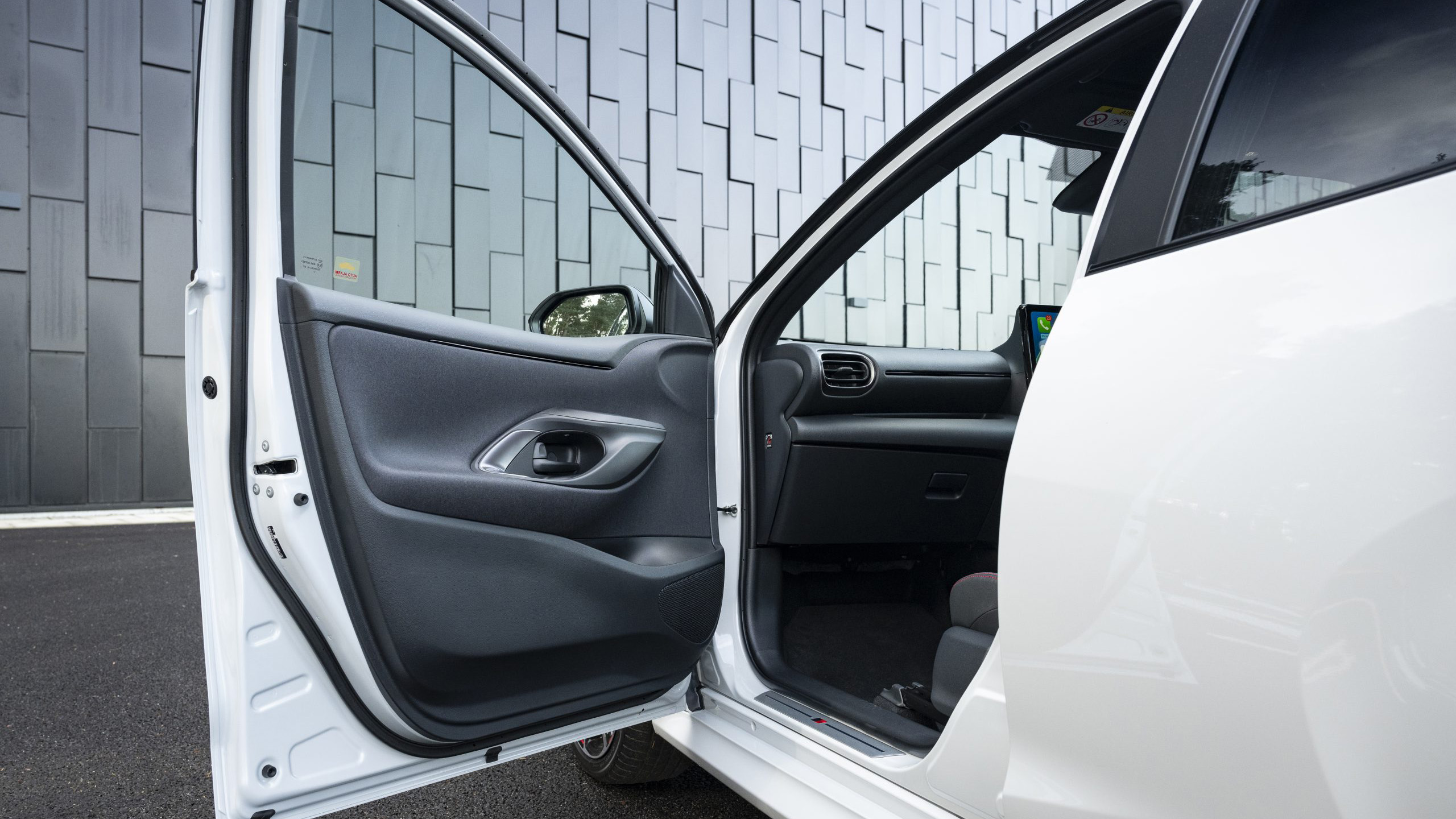 Toyota Yaris Sedan 2024 Interior Toyota Yaris 1.3 | Toyota Central