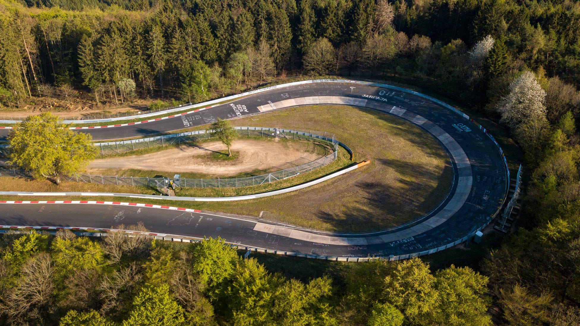 Question of the Week: what’s the best racetrack corner in the world ...