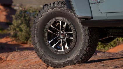 Jeep Wrangler (US) Interior Layout & Technology | Top Gear