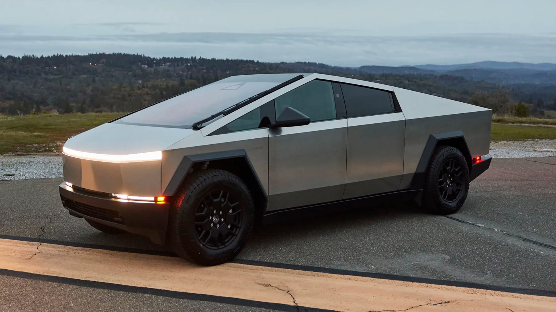 This Tesla Cybertruck ‘Cyberbeast’ just sold for $262,500 | Top Gear