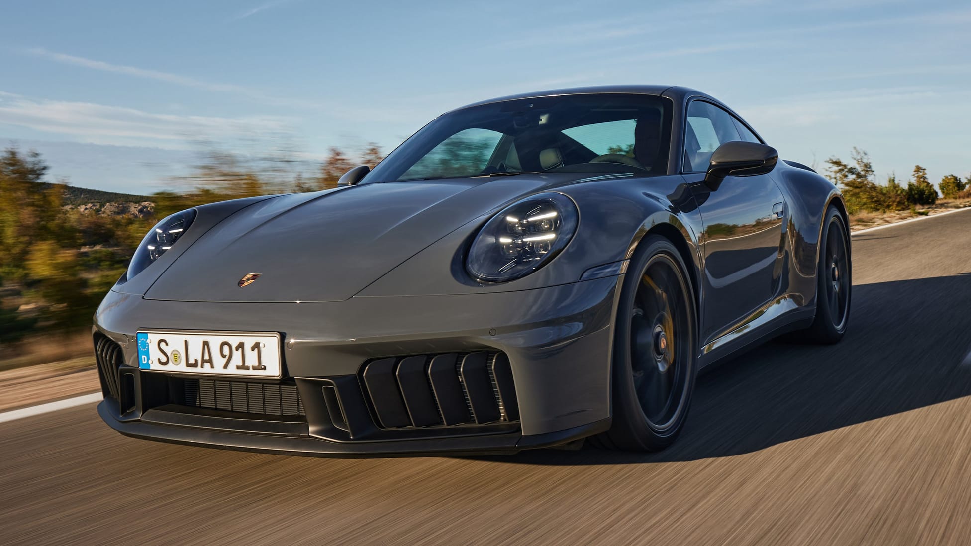Here’s how the new Porsche 911 GTS's ‘T-hybrid’ system actually works | Top Gear