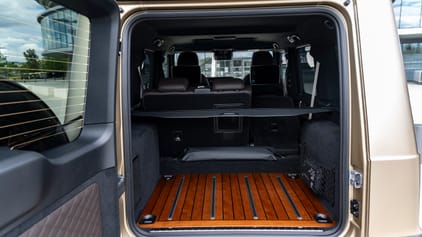 Mercedes-Benz G-Class Interior Layout & Technology | Top Gear