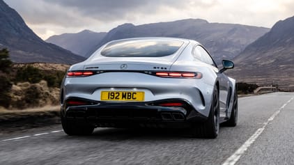 Mercedes-Benz AMG GT Interior Layout & Technology | Top Gear