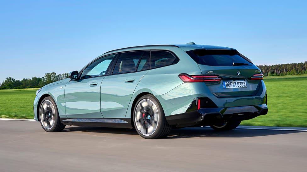BMW i5 Touring Review 2024 | Top Gear