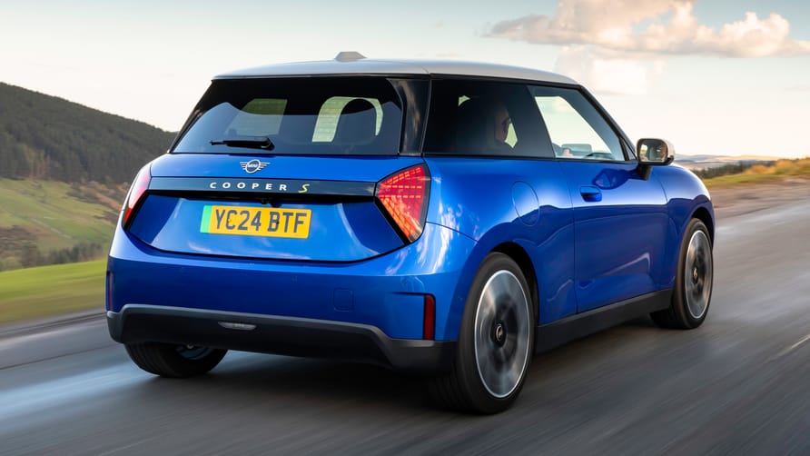 Mini Cooper Electric Driving, Engines & Performance | Top Gear