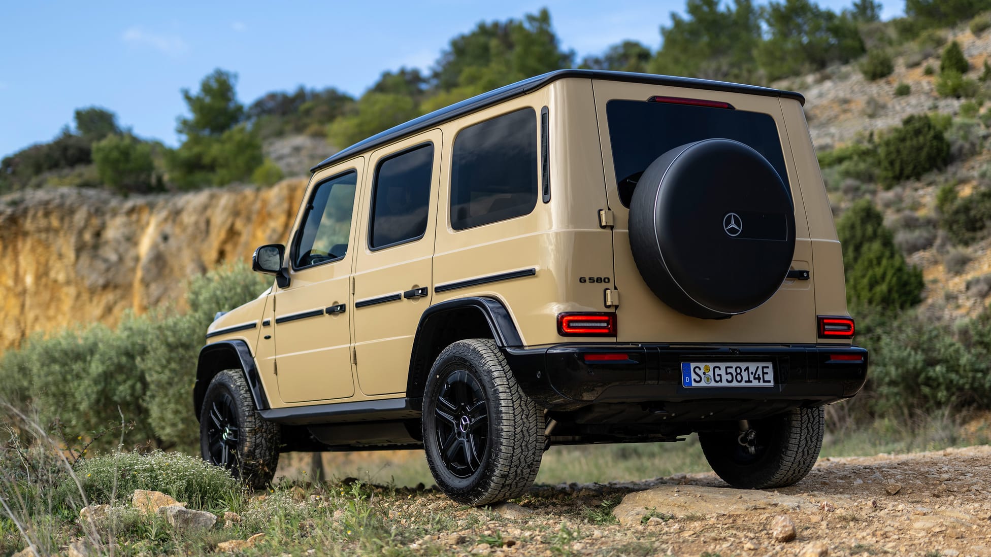 Mercedes-Benz G580 Review 2025 | Top Gear