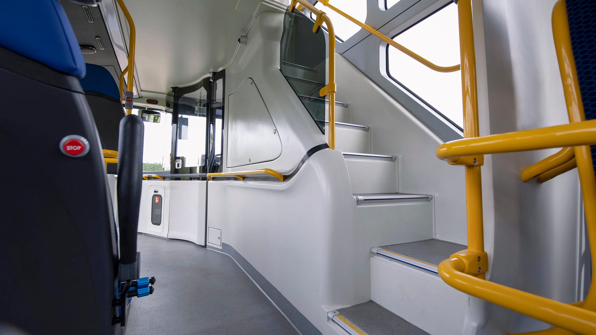 The new all-electric London bus has active suspension, a 532kWh battery ...