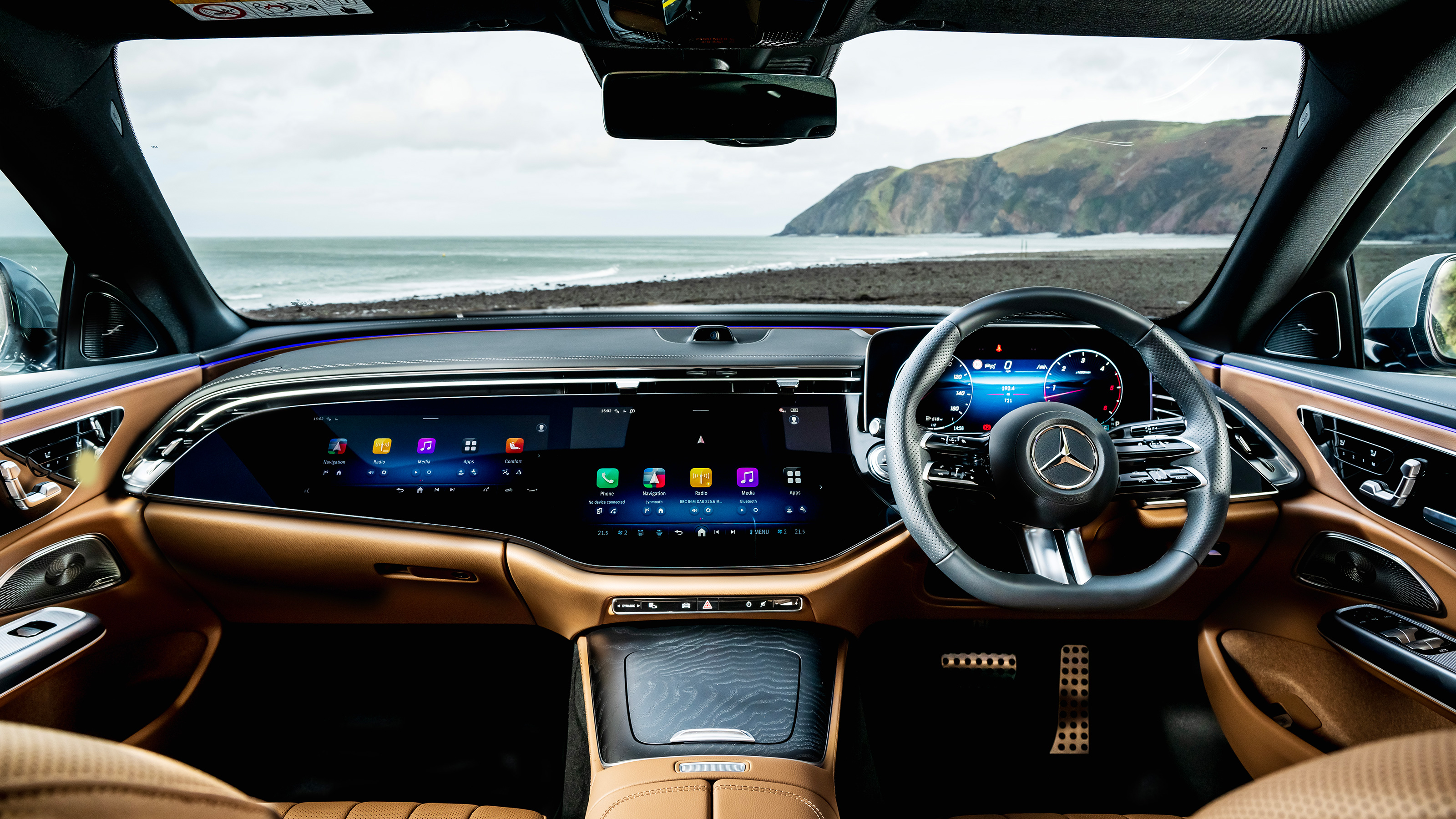 Mercedes-Benz E-Class Estate Interior Layout & Technology | Top Gear