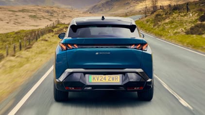 Peugeot e-3008 Review 2025 | Top Gear