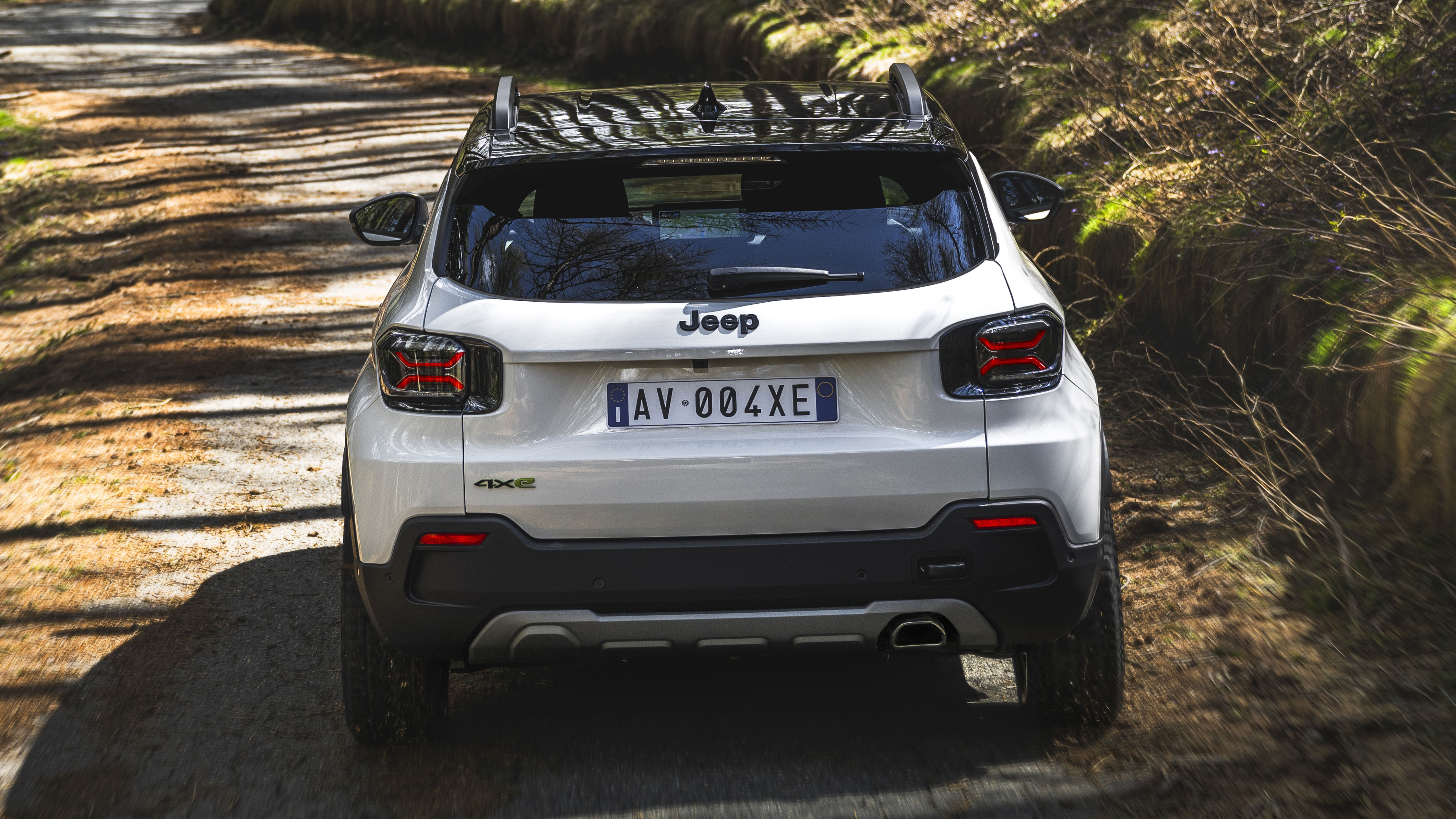 Jeep’s new Avenger 4xe has an AWD system that helps it climb, drive and ...