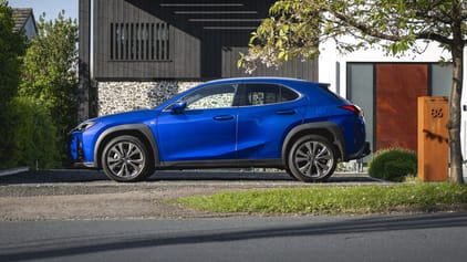 Lexus UX Review 2025 | Top Gear