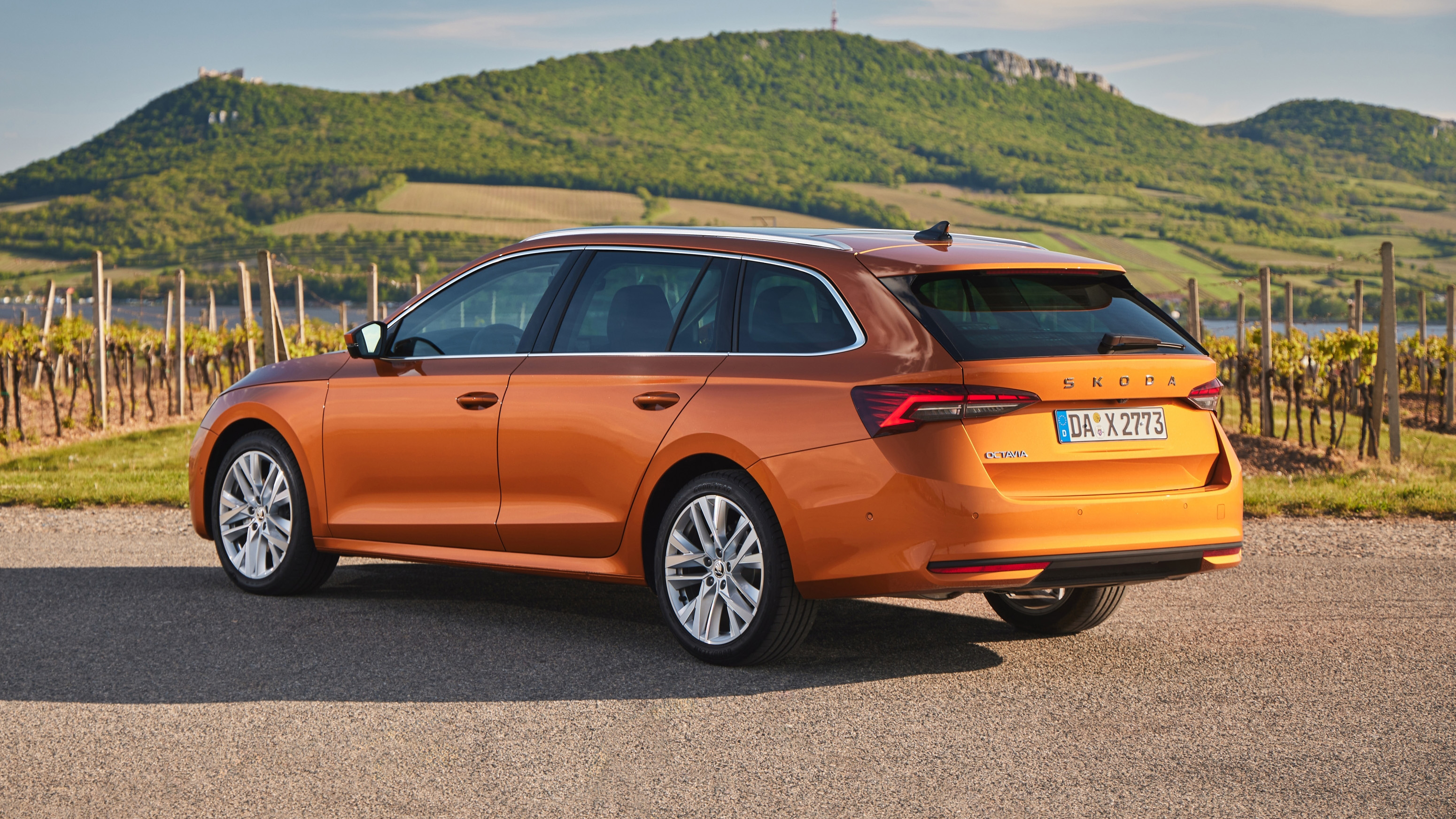 Skoda Octavia Estate Review 2024 | Top Gear