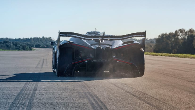 Here's what's under the skin of the Bugatti Bolide | Top Gear
