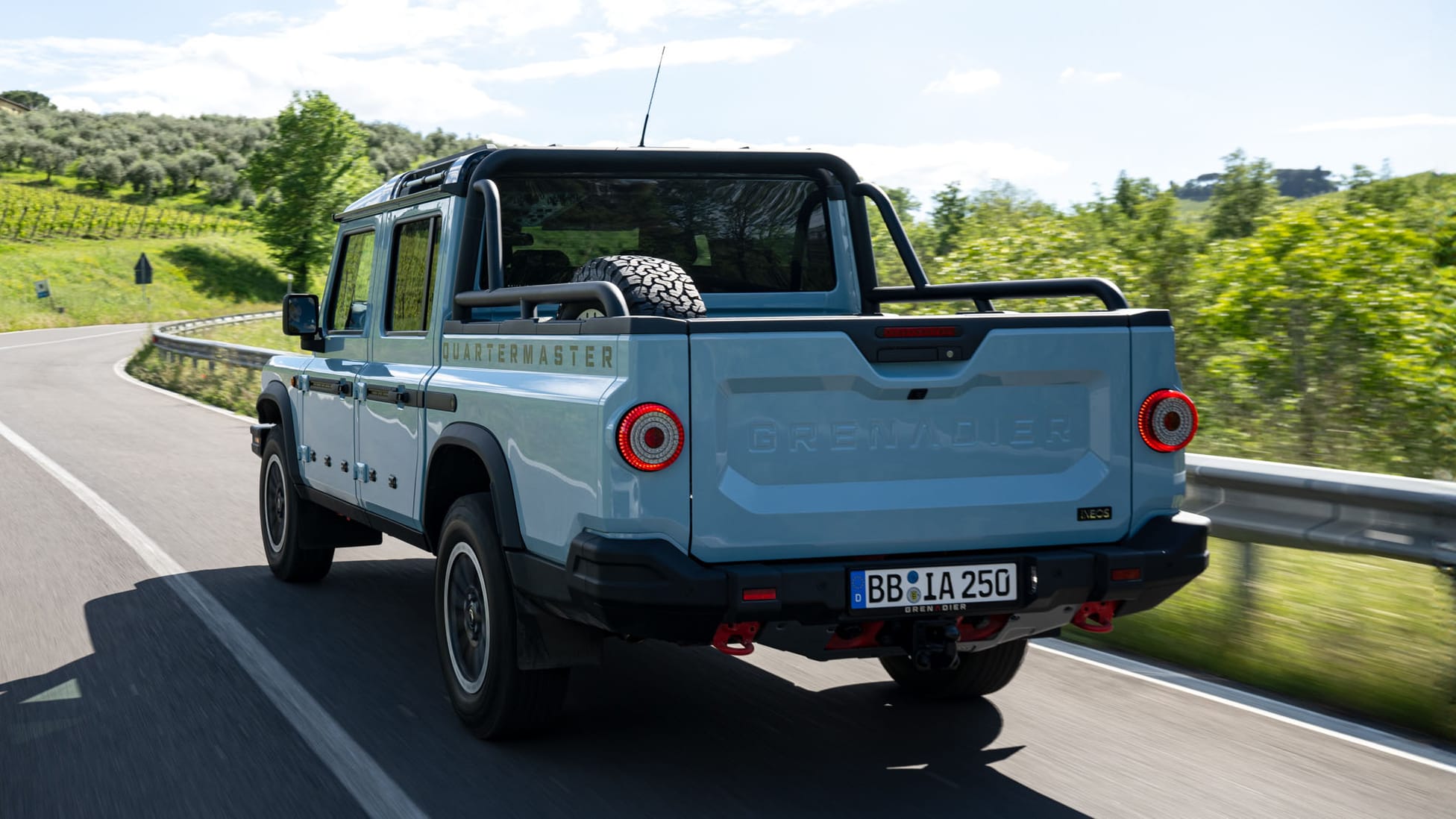 Ineos Grenadier Quartermaster Driving, Engines & Performance | Top Gear
