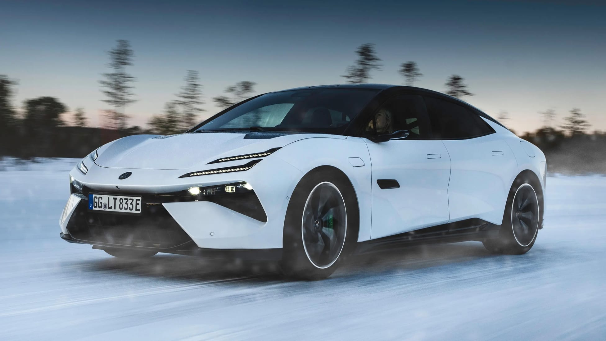 Woah, the Lotus Emeya can fast-charge from 10-80 per cent in 14 minutes ...
