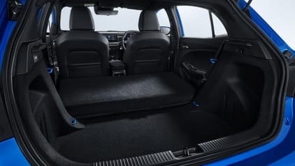 MG Motor UK MG3 Interior Layout & Technology | Top Gear
