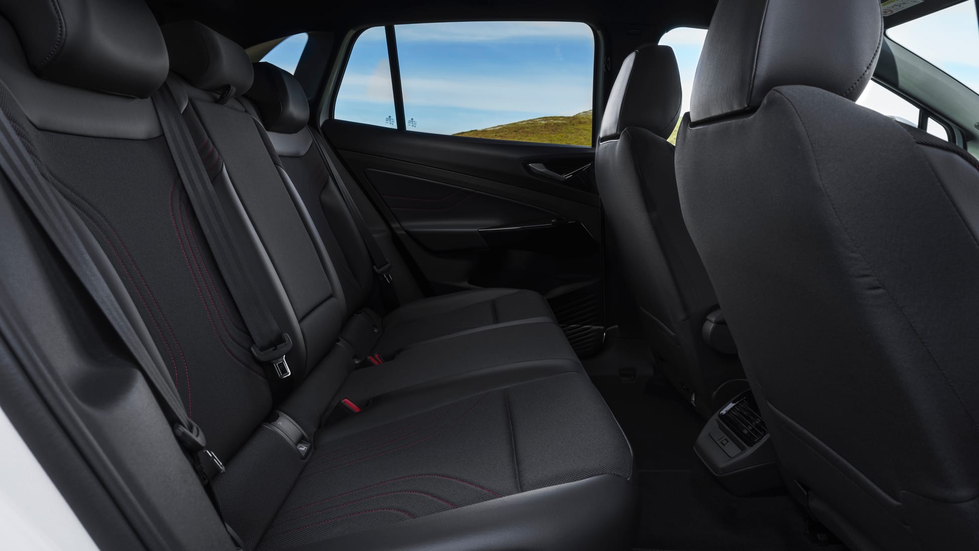 Volkswagen ID.4 Interior Layout & Technology | Top Gear