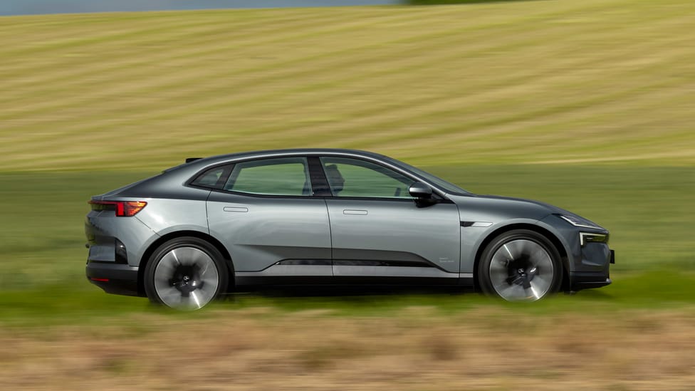 Polestar 4 Interior Layout & Technology | Top Gear