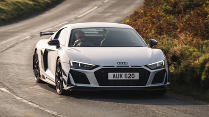 Audi R8 Interior Layout & Technology | Top Gear