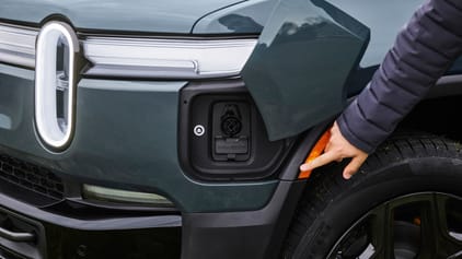 Rivian R1T Interior Layout & Technology | Top Gear