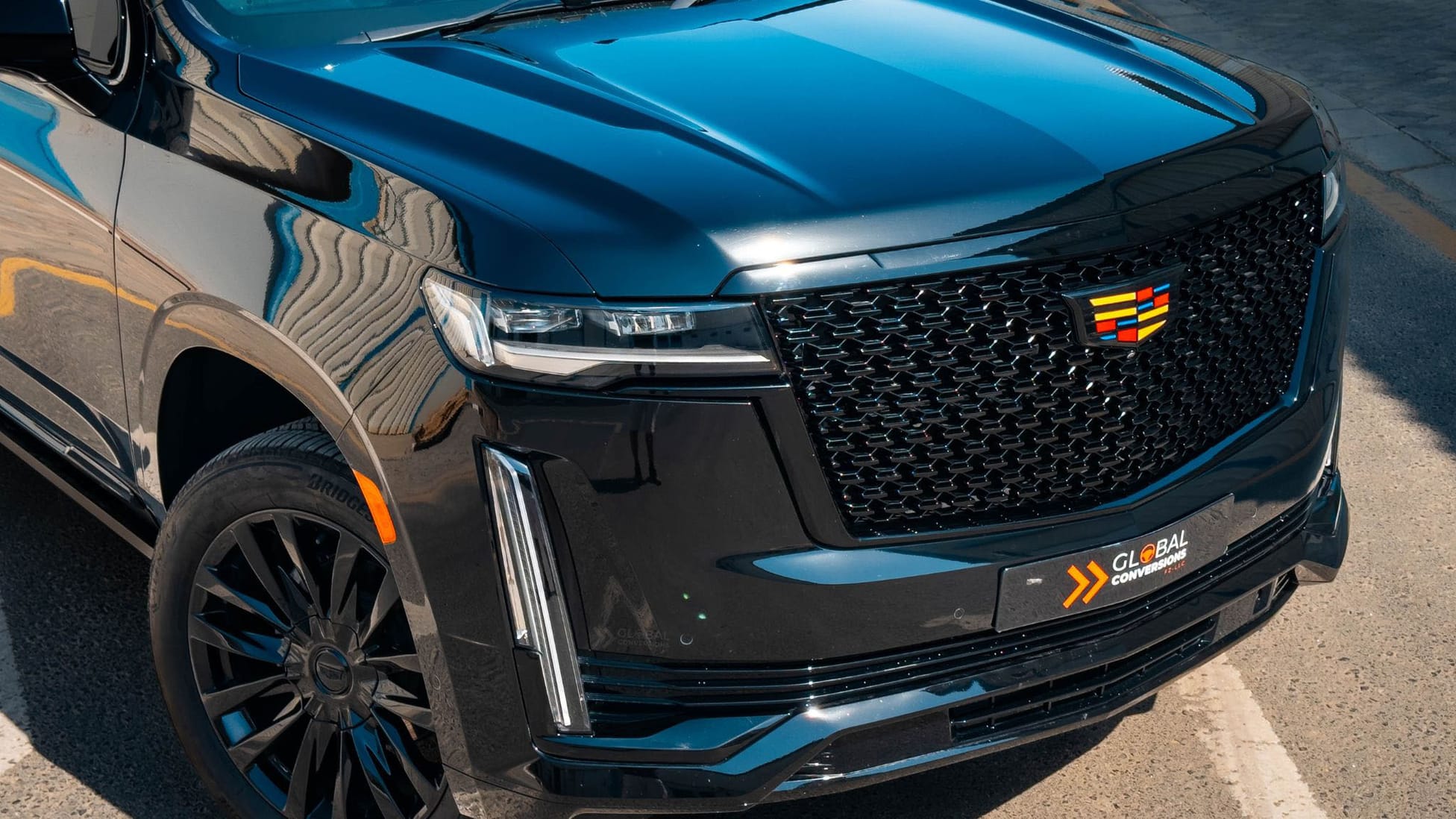 Want a right-hand drive Cadillac Escalade V8? That’ll be £157k, please ...