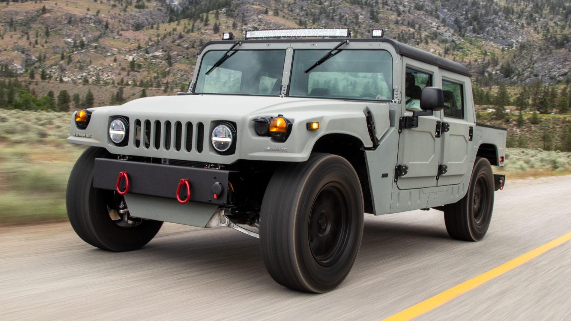 This all-electric Hummer H1 will get to 62mph quicker than a McLaren ...