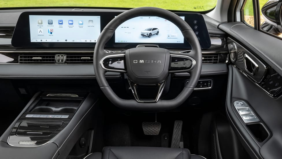 Omoda E5 Interior Layout & Technology | Top Gear