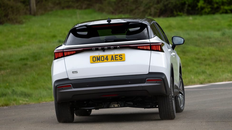 Omoda E5 Review 2025 | Top Gear