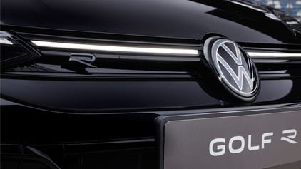 The new Volkswagen Golf R is here, and it's now more powerful than ...