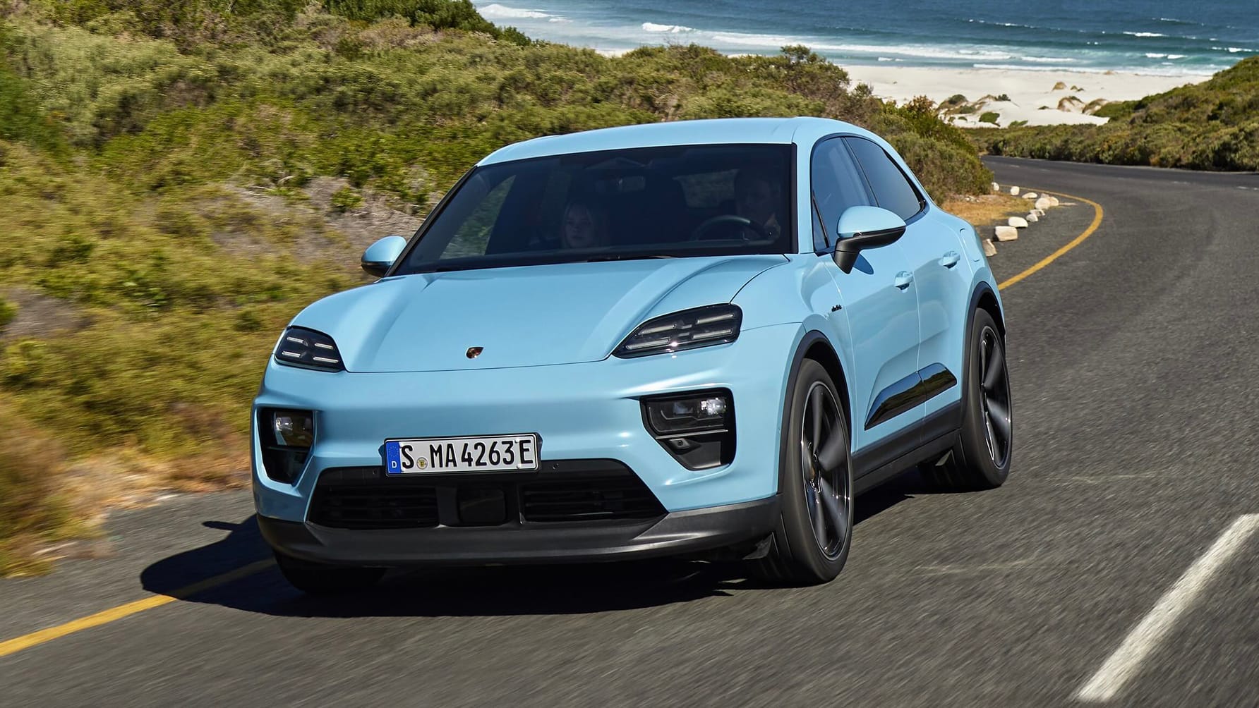 There’s now a rear-wheel drive electric Porsche Macan with 398 miles of ...