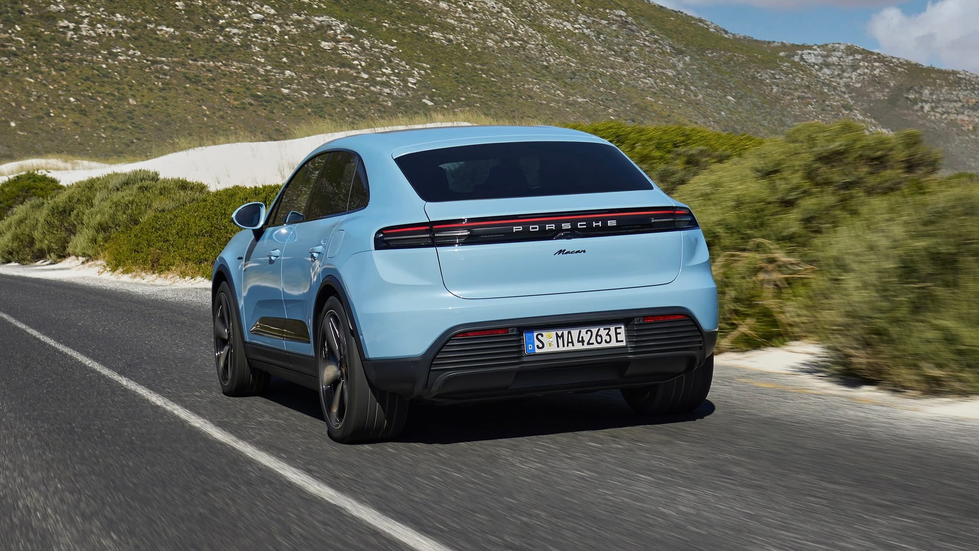There’s now a rear-wheel drive electric Porsche Macan with 398 miles of ...