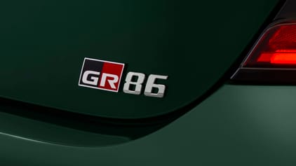 The Toyota GR86 Hakone Edition is back with green paint, a tan interior ...