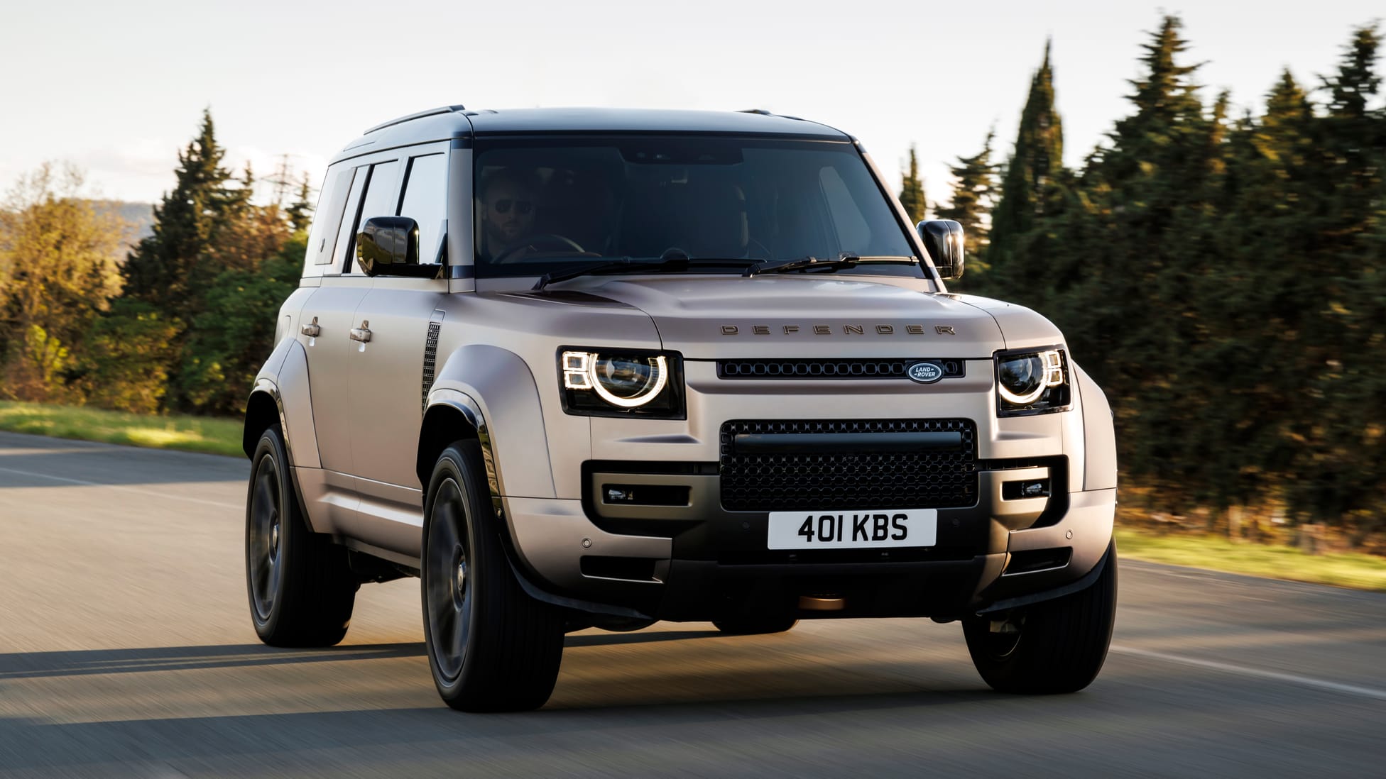 The new Land Rover Defender OCTA is a 626bhp twin-turbo V8 super SUV ...